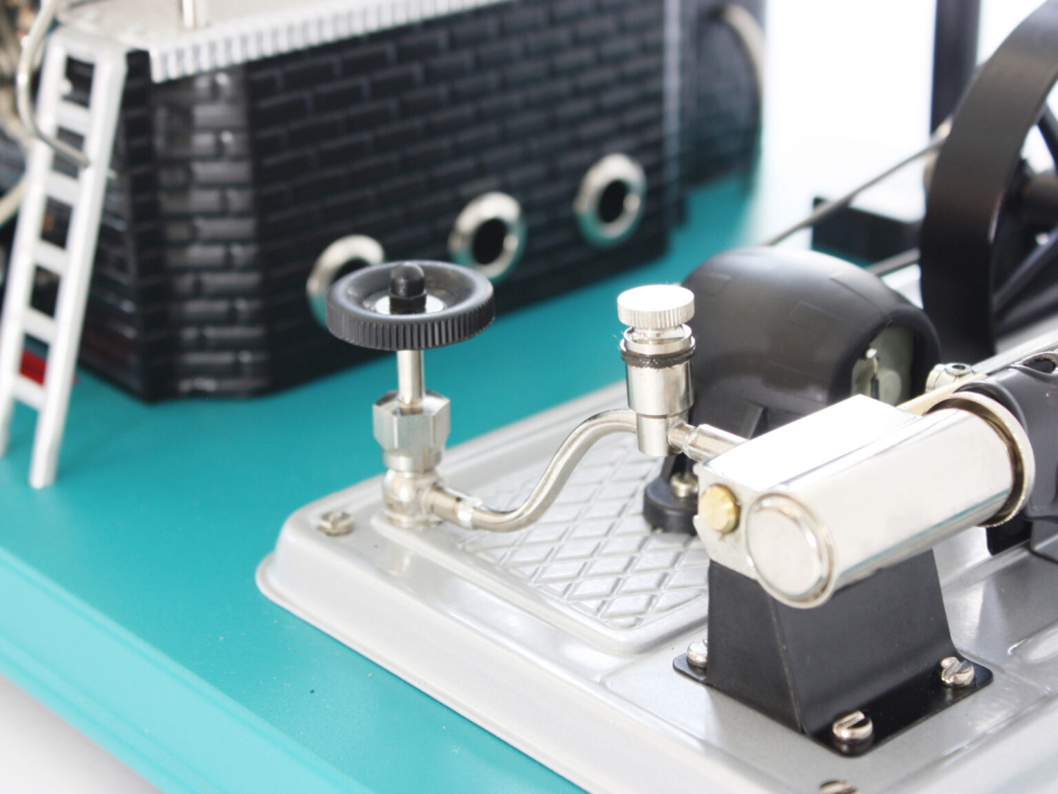 Wilesco D18 Dampfmaschine 00018 - Wilesco Dampfmaschinen und Ersatzteile Schweiz